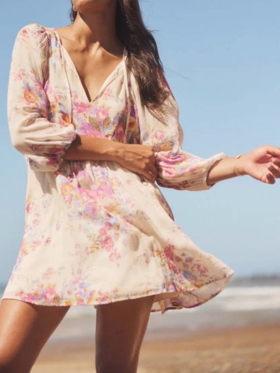 Auguste The Label | Dresses | Auguste The Label Cream Floral Vneck Mini ...